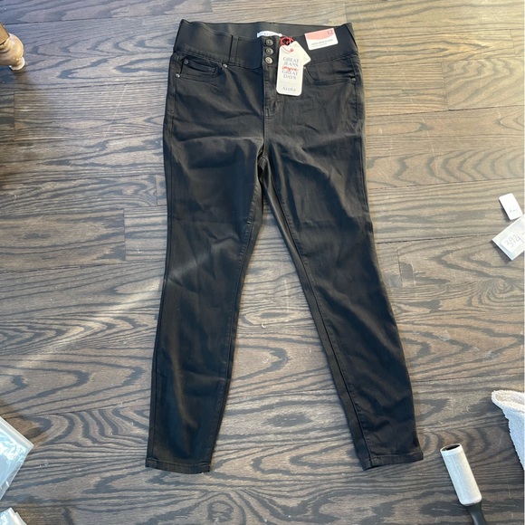 ARULA | Jeans | Arula High Rise Flare Jean In Black | Poshmark